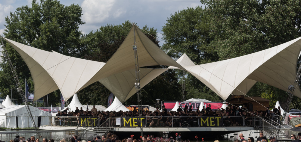 12.500 Gothics feiern das 13. Amphi Festival - Splitterkultur